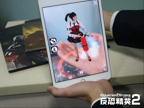 CSOL2把安娜捧在手上 官方AR邮品限时促销-QQ资源网